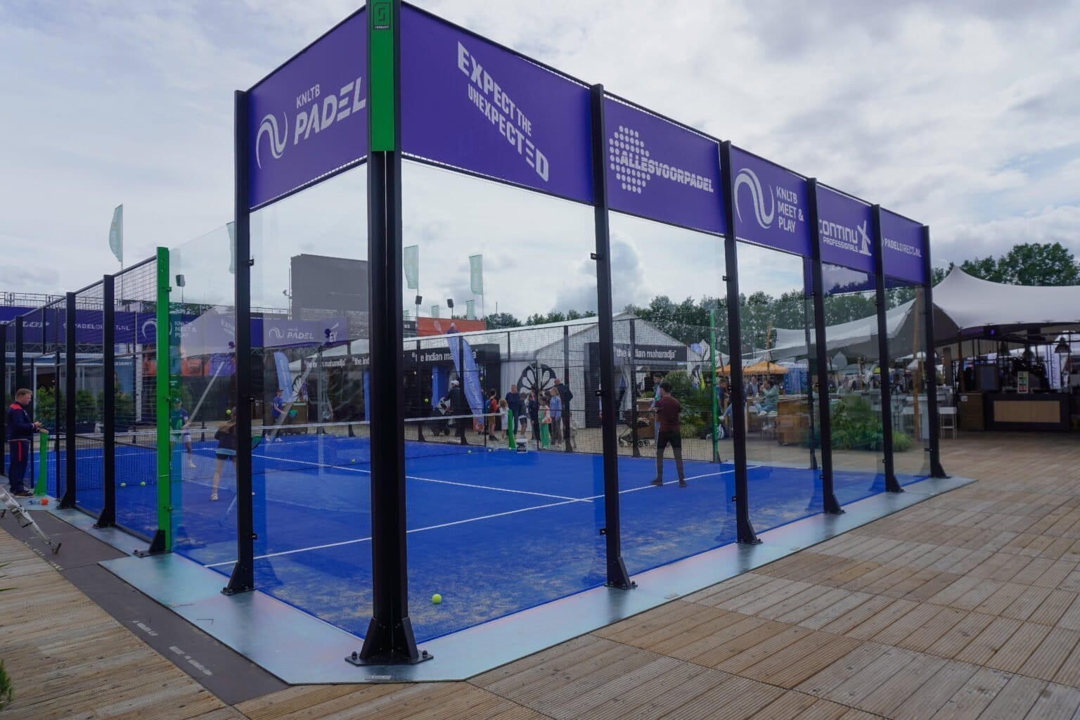 Mobile Padel court at the Libéma Open